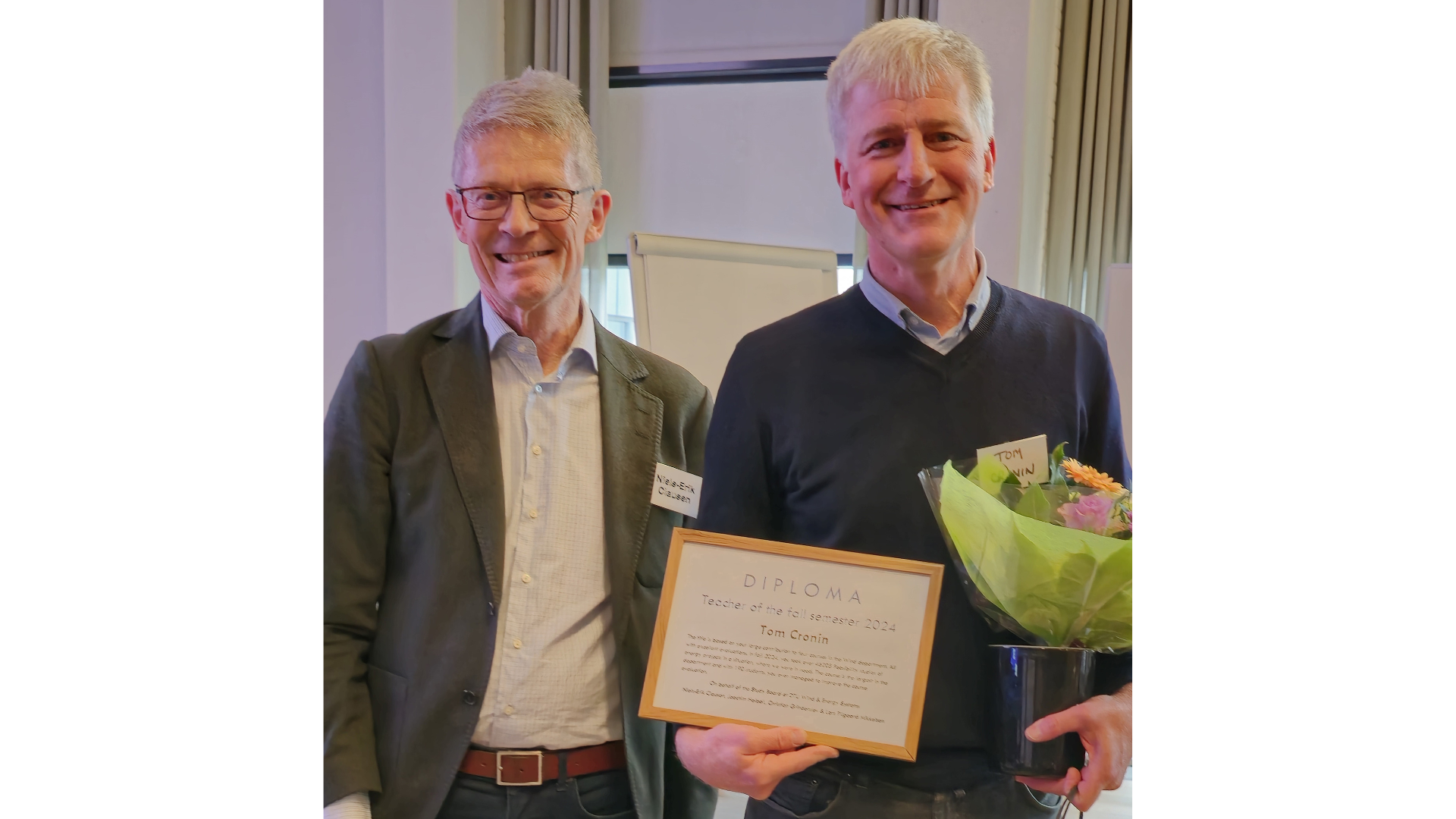 Tom Cronin honoured as Teacher of the Semester at DTU Wind